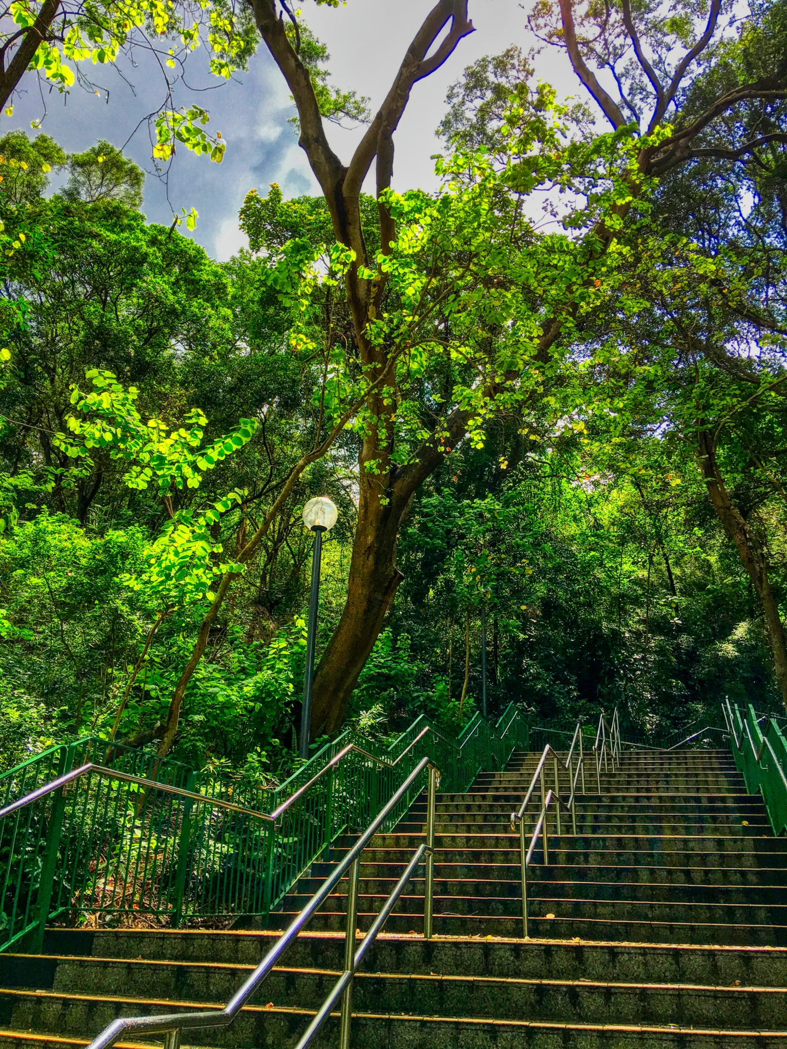 Four Symptoms To See If You Have Auric Attachments! | Energy Field Mastery